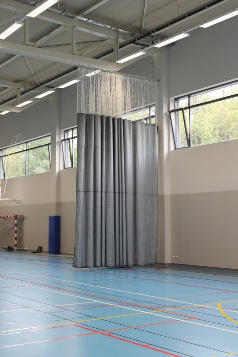 PERDELE SEPARATOARE SALI DE SPORT ,COD 720-A - Artimex
